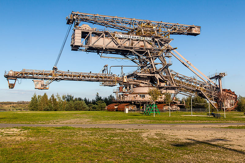 Foto: Ferropolis: Gemini Zweiteiliger Absetzer auf Schienenfahrwerk ...