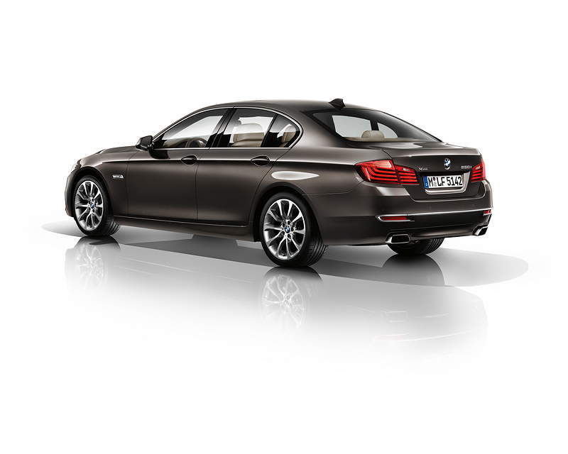 Foto: BMW 5er Limousine, Modern Line, Facelift 2013 (vergrößert)