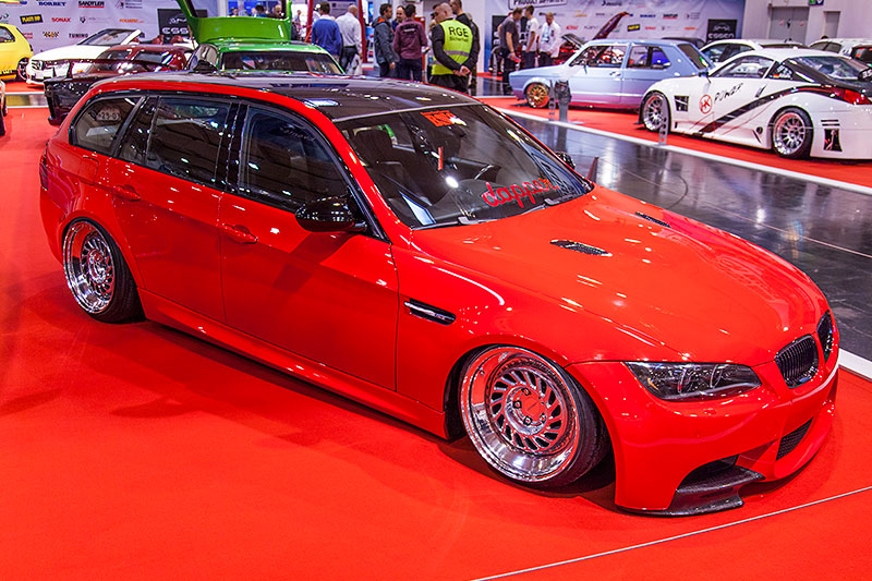 Foto: BMW 335d Touring (E91) auf HP Drivetech Airride Fahrwerk powered ...
