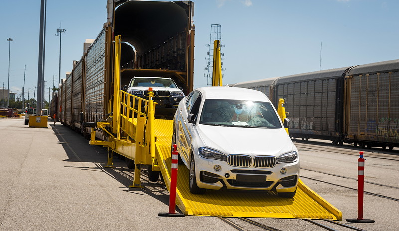 Foto: Verschiffung von BMW X-Modellen im Hafen von Charleston, USA ...