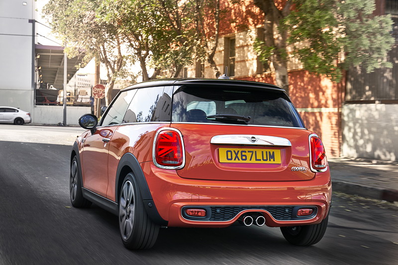 Foto: MINI Cooper S Hatch (Facelift 2018) (vergrößert)